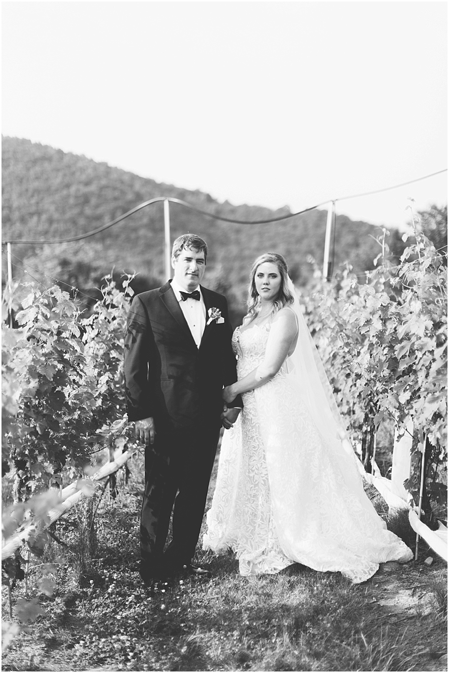 Moss-Vineyards-Summer-Wedding-Nicki-Metcalf-Photography_0026.jpg ...